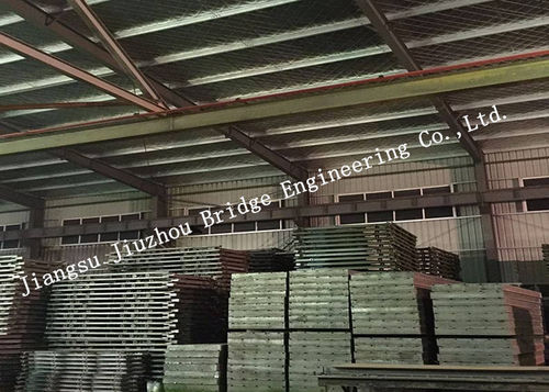 How to use Bailey panels in the prefabrication of bridge construction?